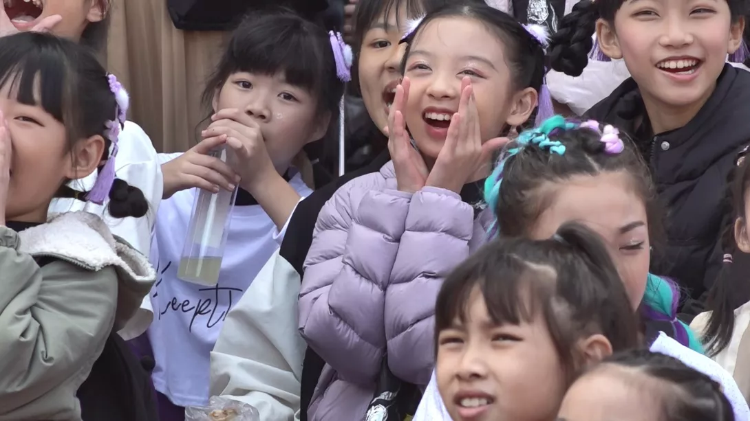 來跳舞吧 佛前座下展現青年熱情 | PeoPo 公民新聞